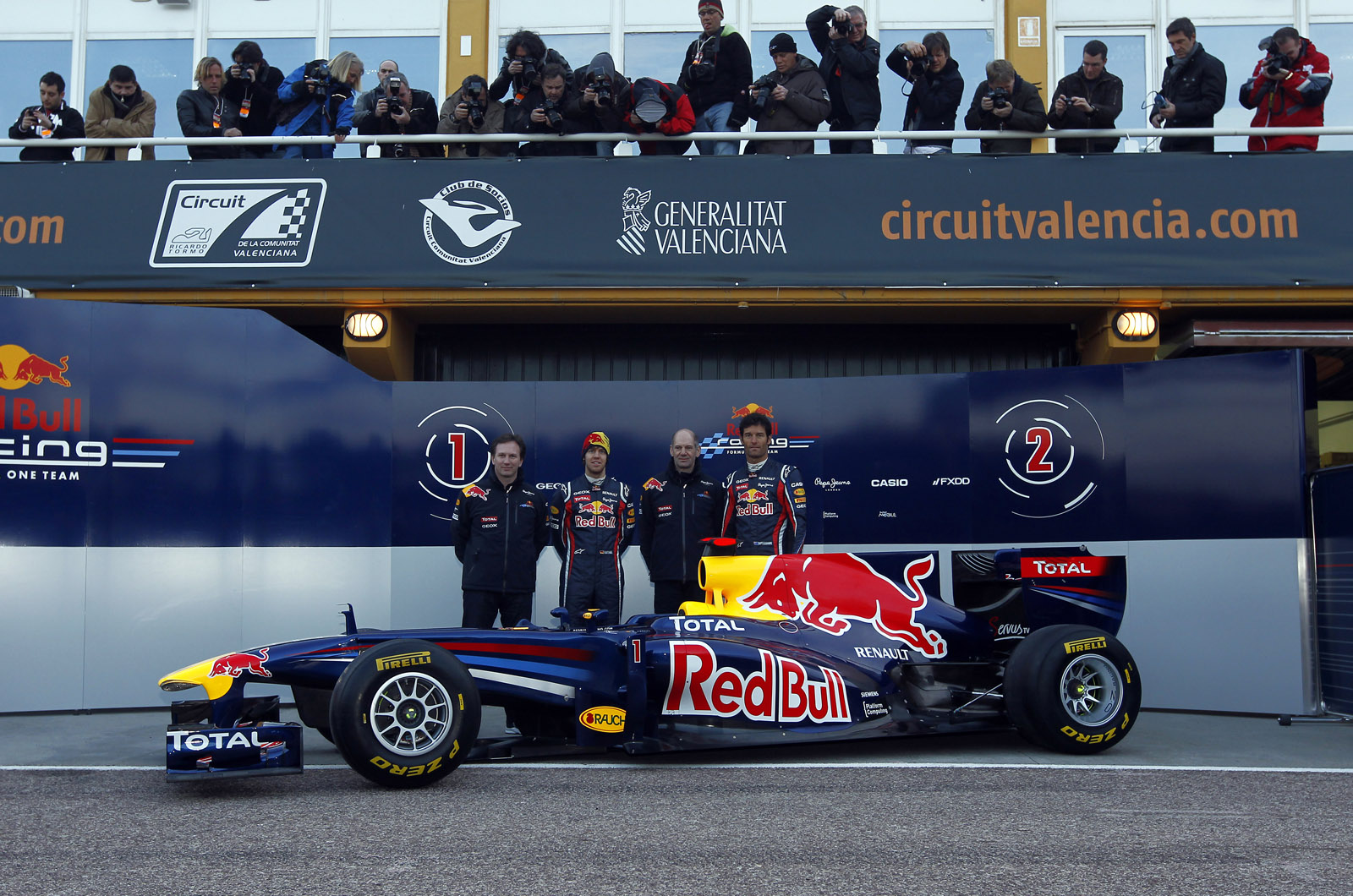 Champion Red Bull reveals RB7 | Autocar