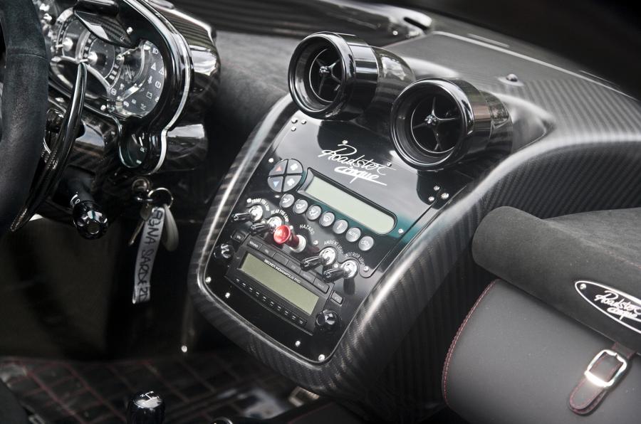 Pagani Zonda Cinque Roadster Interior