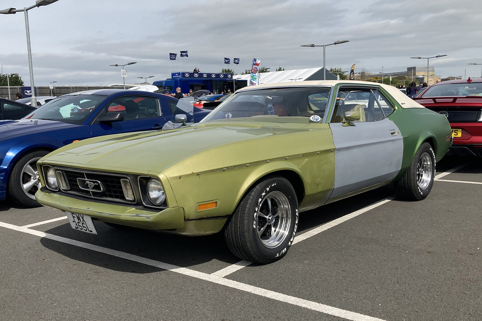 Ford Mustang marks 60th birthday with 800-car party in UK | Autocar