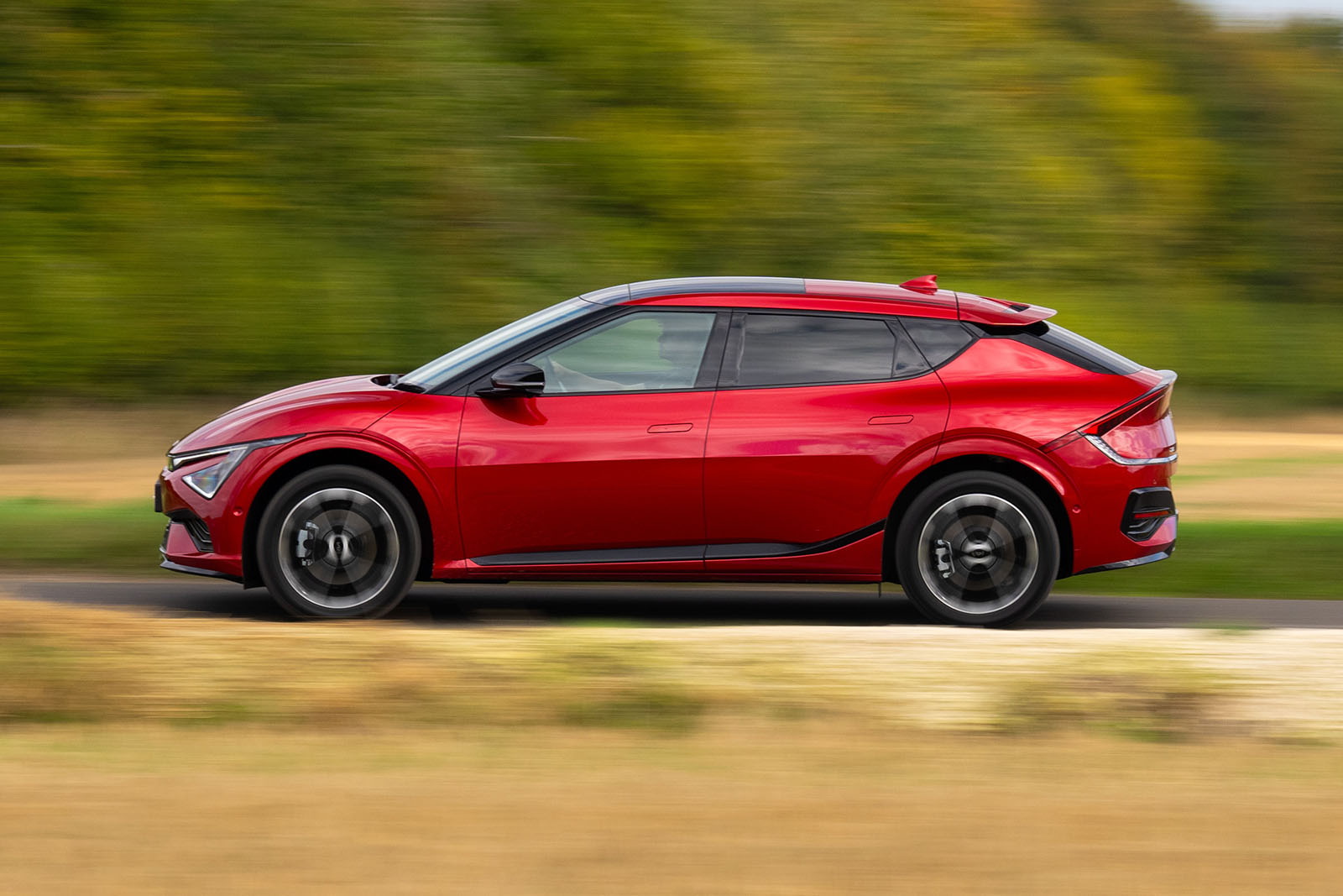 Kia EV6 Review 2024, Price & Specs | Autocar