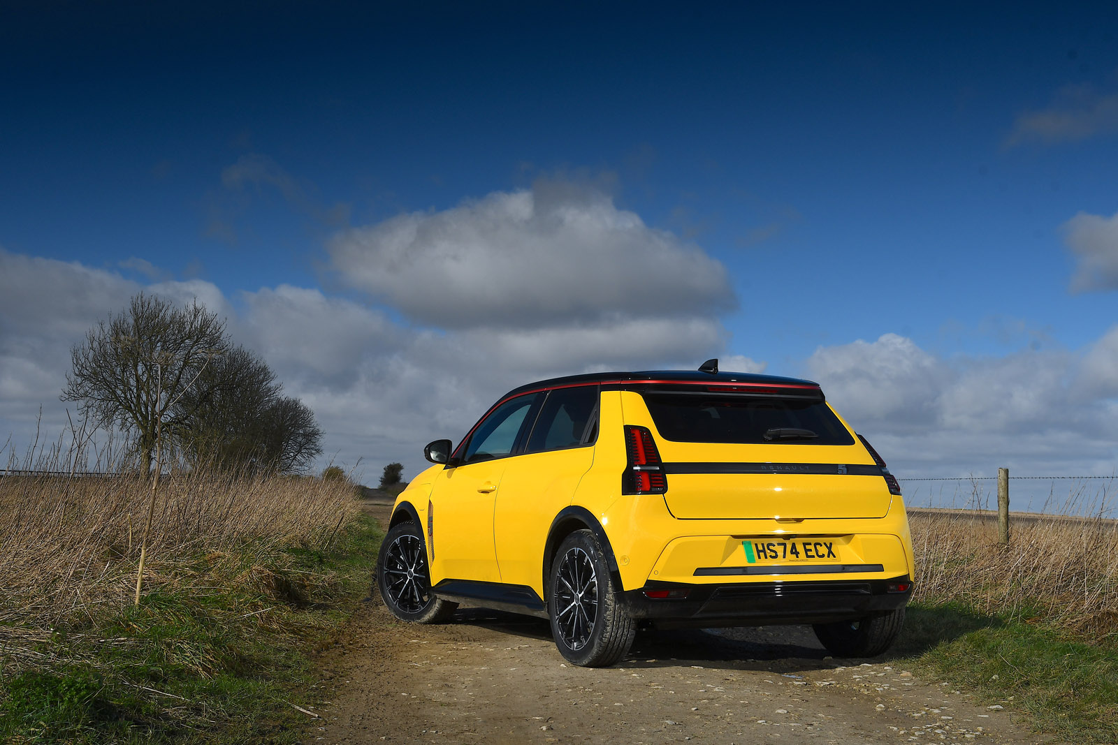 Renault 5 Review 2025, Price & Specs | Autocar