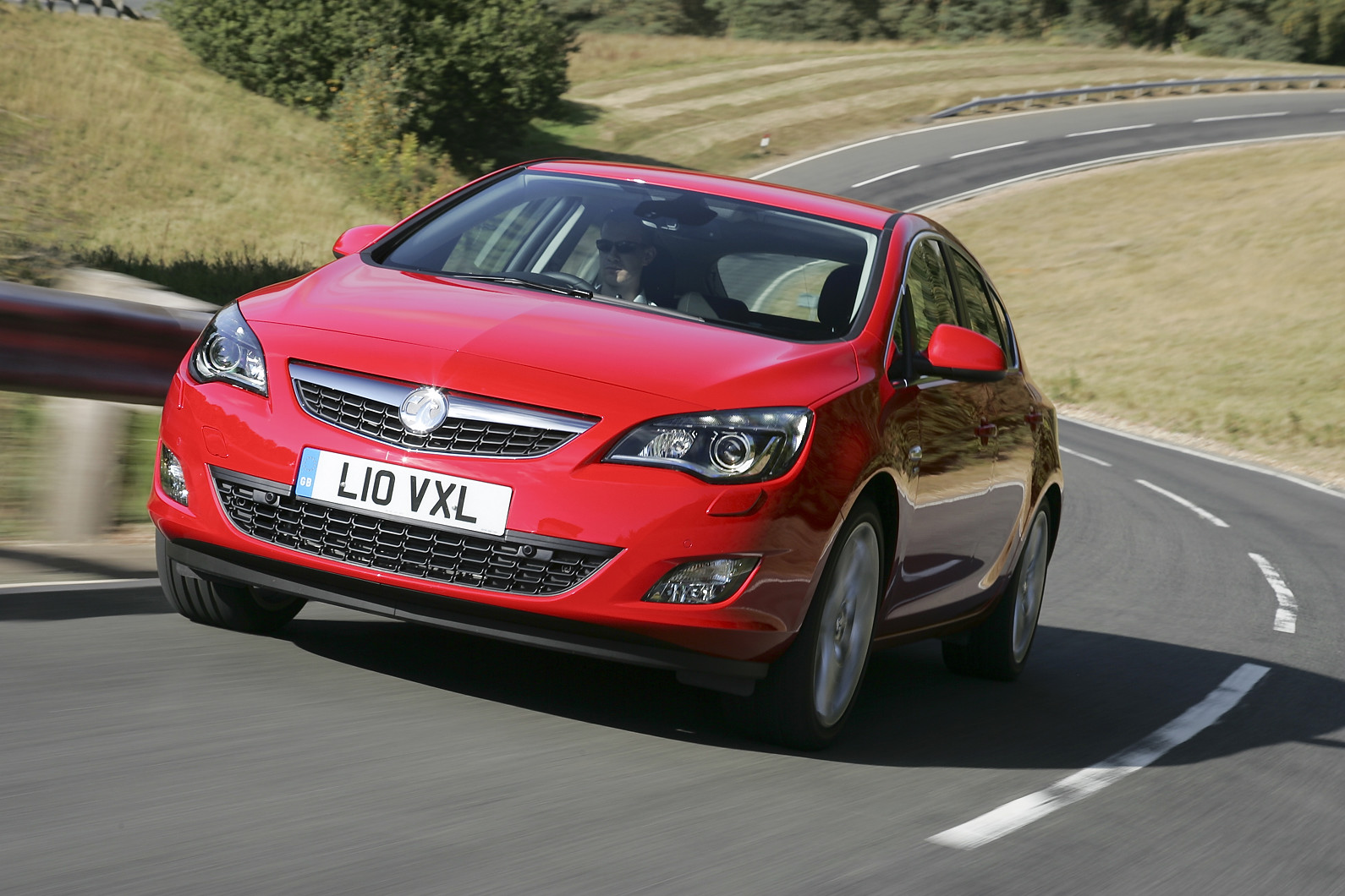 Vauxhall Astra 1.6i SRi | Autocar