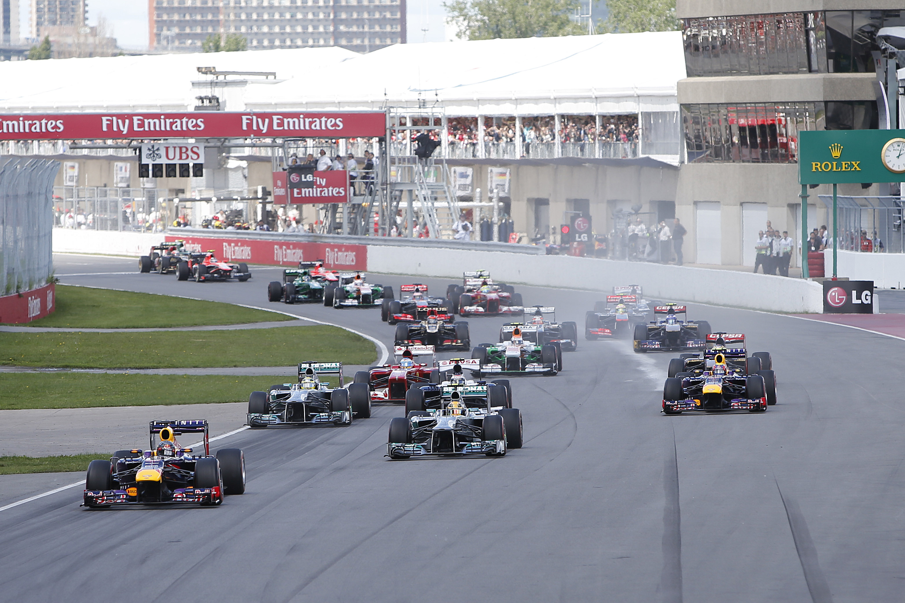 Vettel heads Alonso and Hamilton in Canadian Grand Prix - report and ...