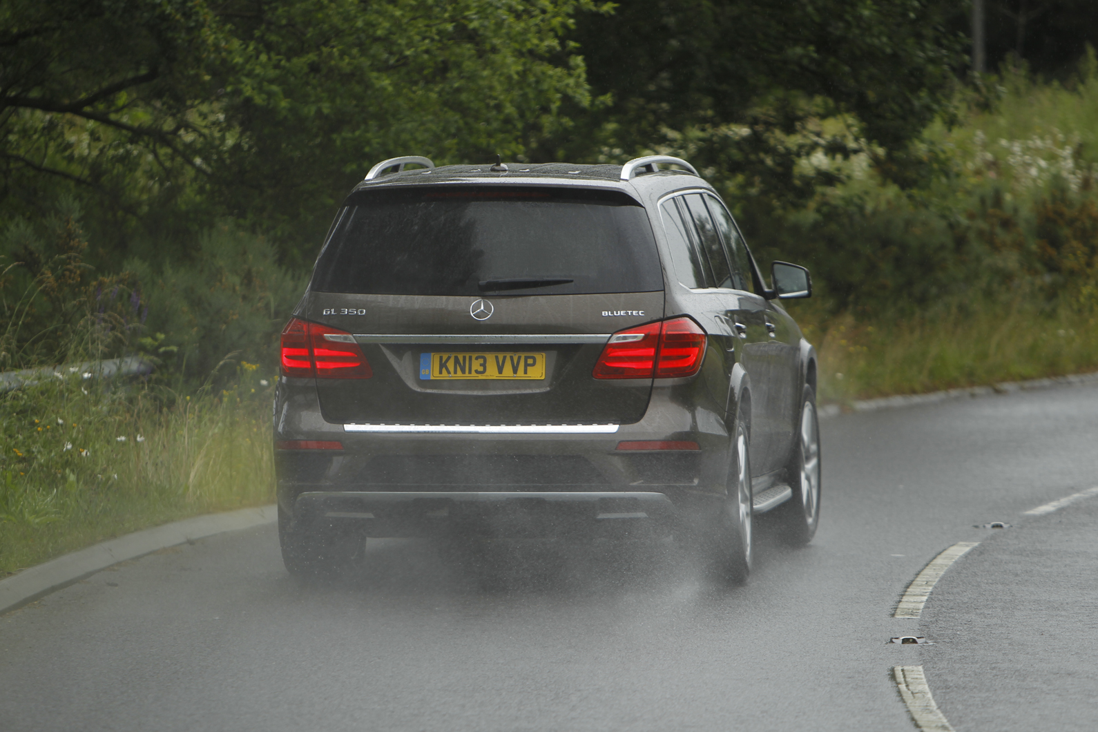 Mercedes-Benz GL-Class 2013-2015 Review (2022) | Autocar