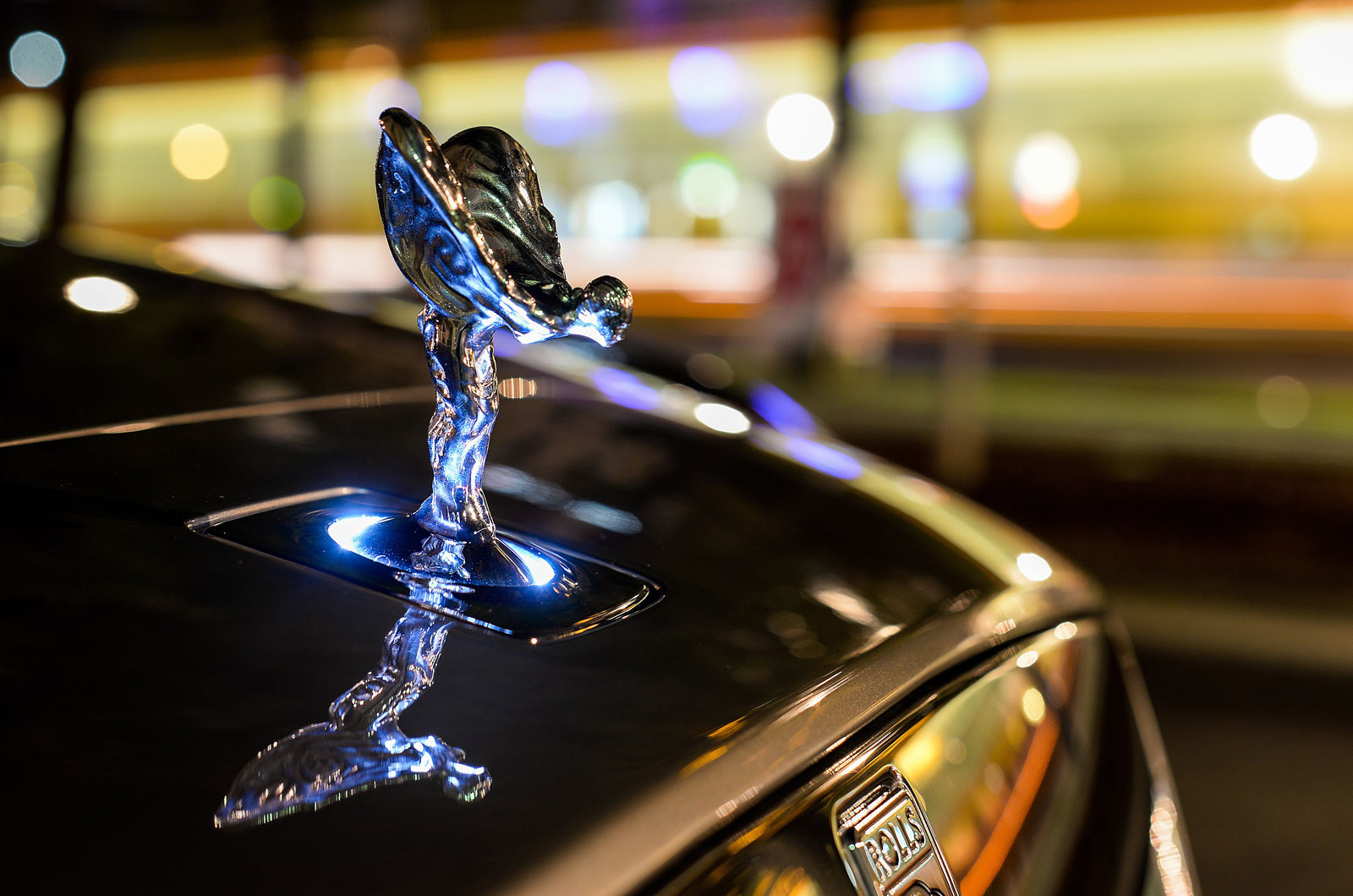 Record half-year sales for Rolls-Royce | Autocar