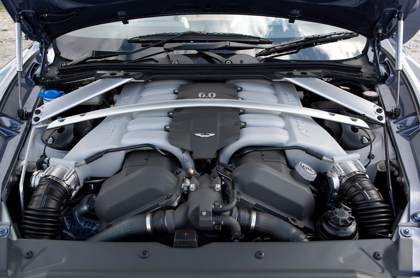 Aston Martin Rapide 2010-2013 road test
