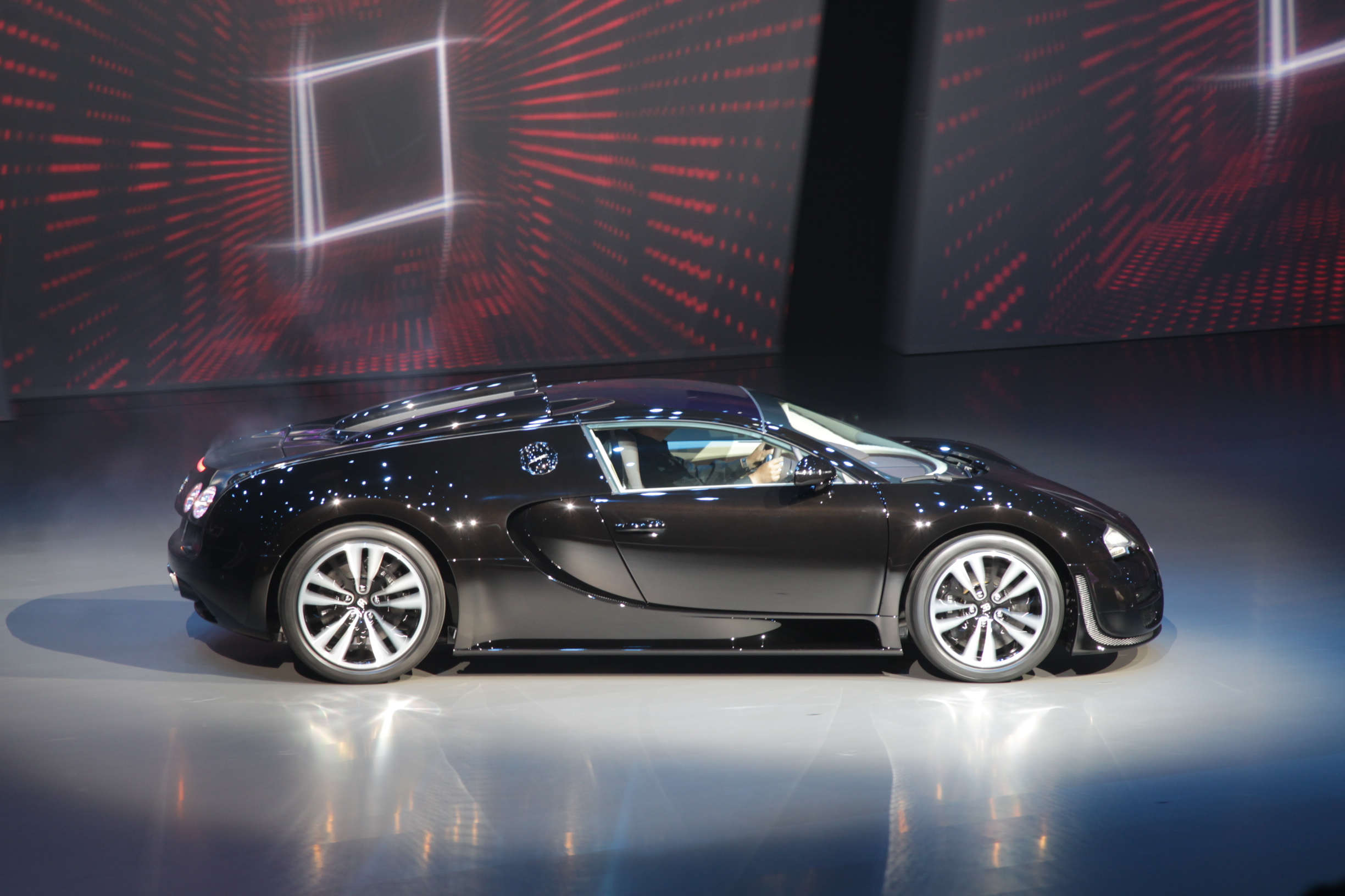 'Jean Bugatti' Veyron revealed | Autocar