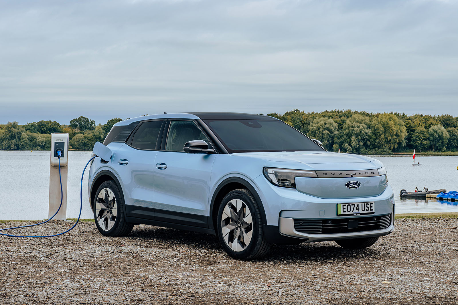 Ford Explorer Review 2025, Price & Specs | Autocar