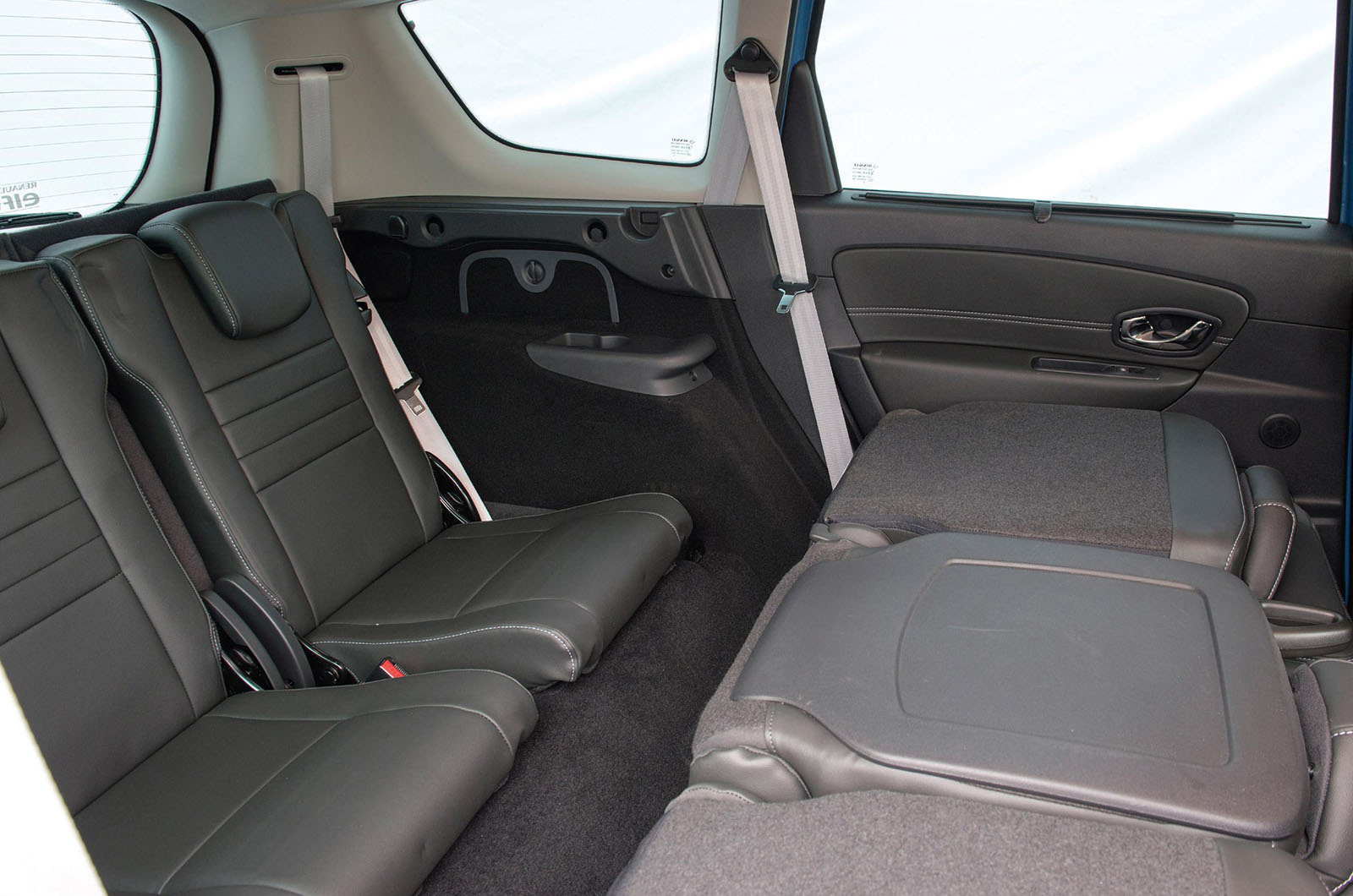 Renault Grand Scenic Luggage Capacity