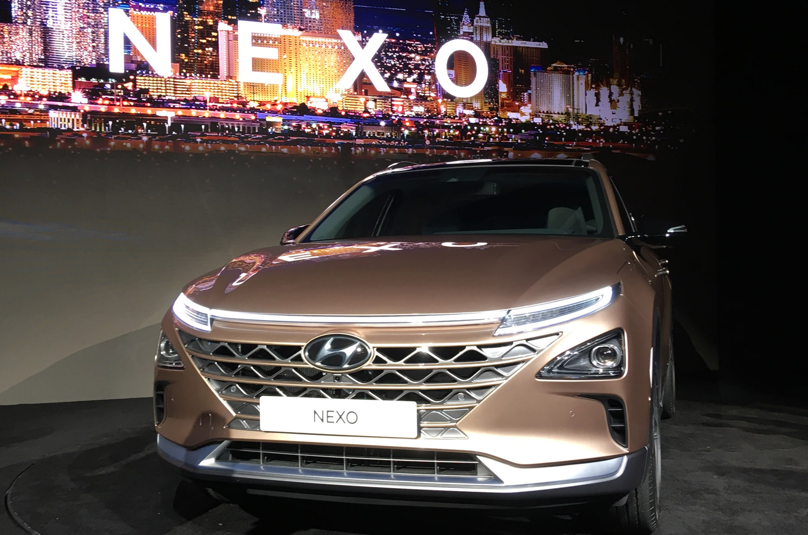 Hyundai Nexo hydrogen fuel cell-powered SUV revealed at CES | Autocar