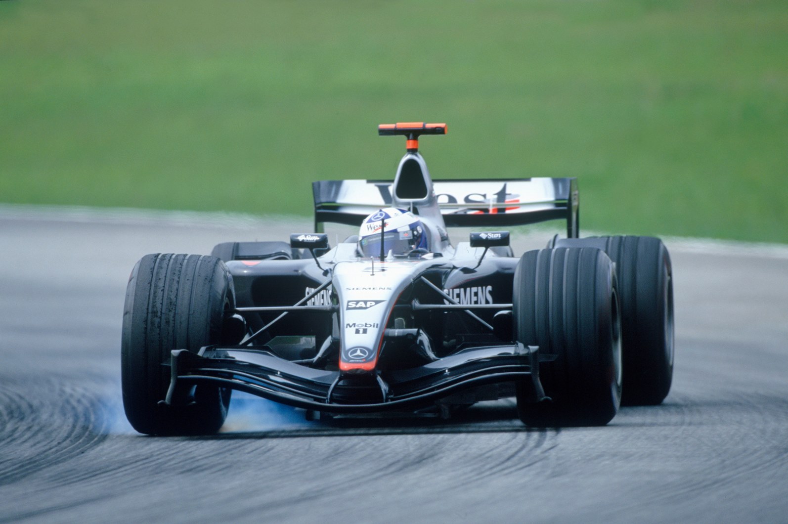 Formula 1 and DTM driving techniques with Gary Paffett | Autocar