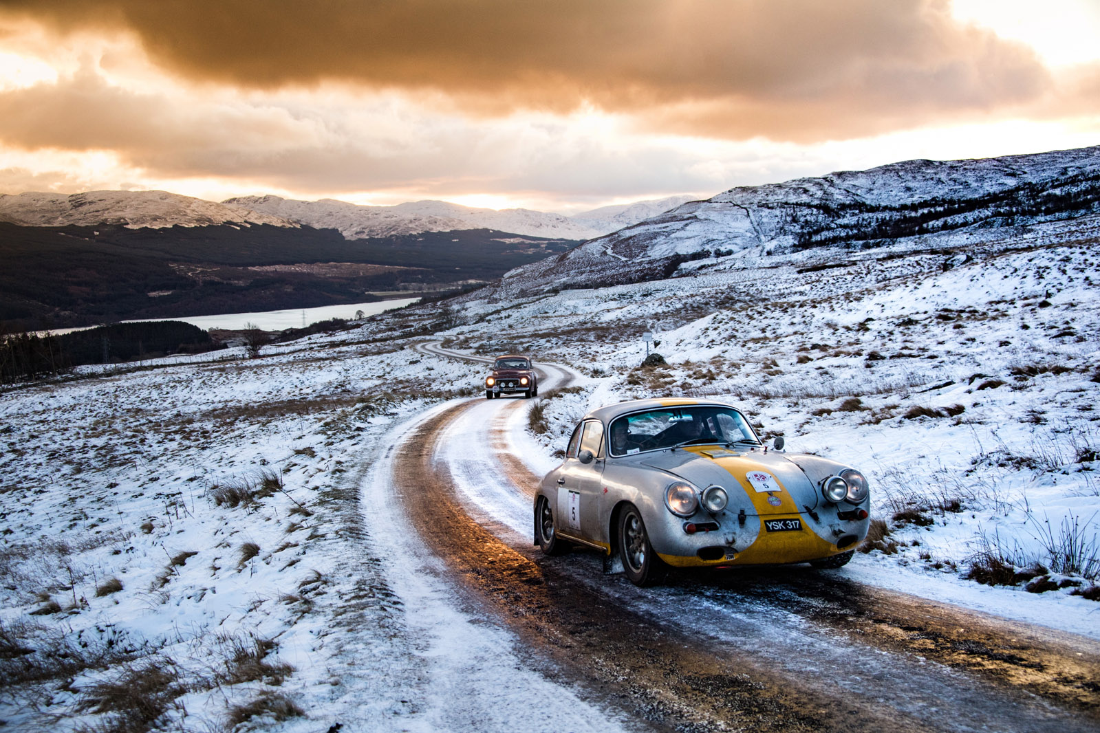 Racing lines: Classic car racing offers reasons to be cheerful | Autocar