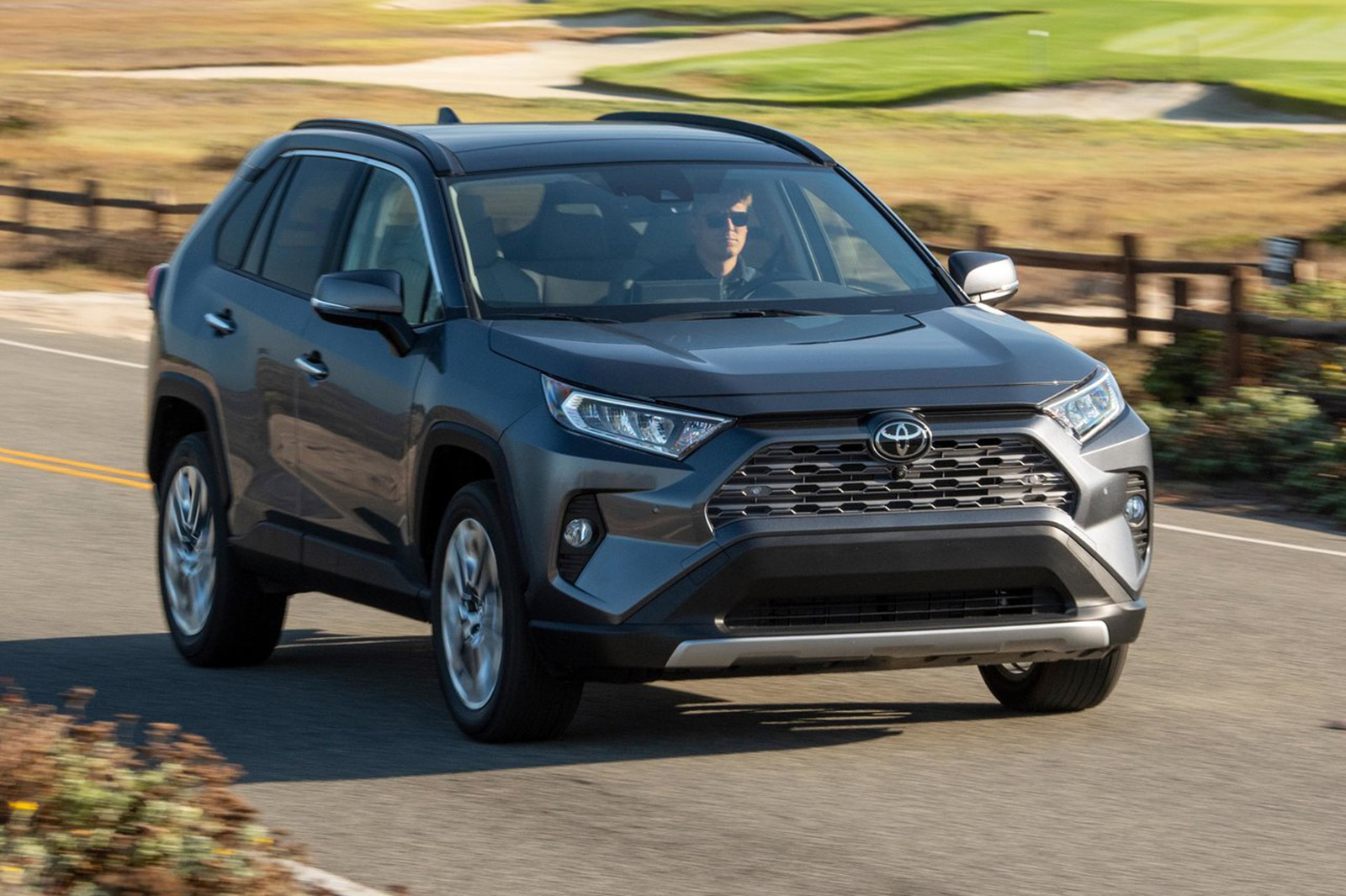 Toyota RAV4 XSE Hybrid 2018 first drive | Autocar