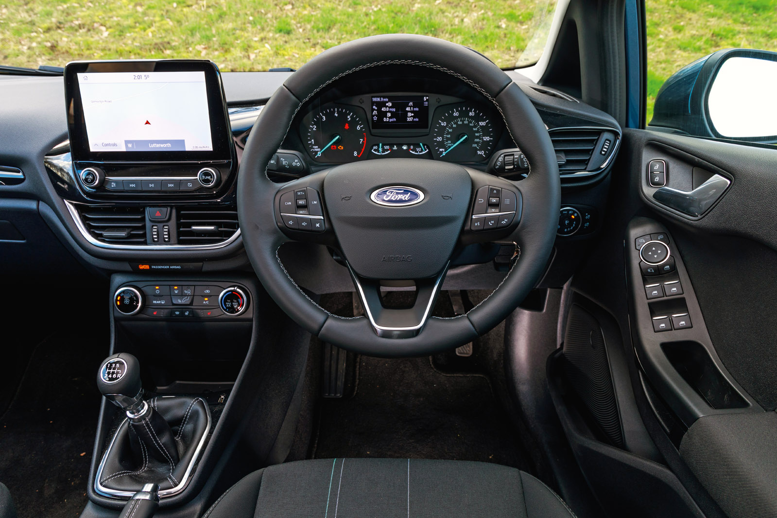 Inside Small Cars Hyundai Throws A New Curve At Small Car Shoppers