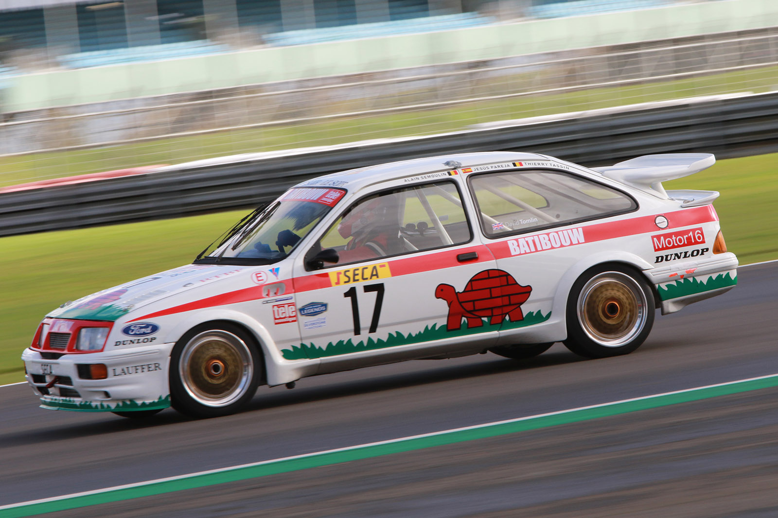 Historic racer David Tomlin like a phoenix from the flames | Autocar