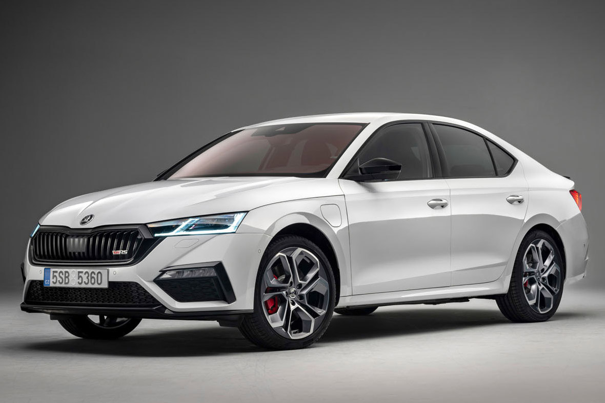 new-skoda-octavia-vrs-gains-242bhp-phev-option-for-2020-autocar