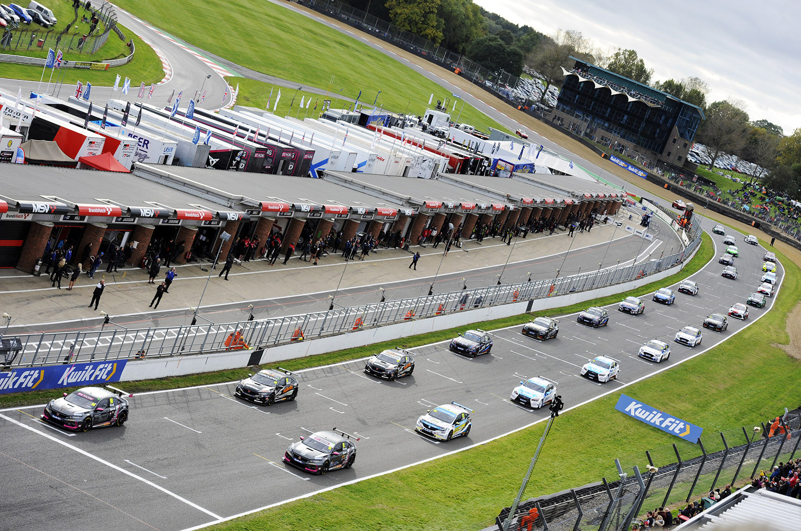 BTCC to expand to capacity 32-car grid in 2022 | Autocar