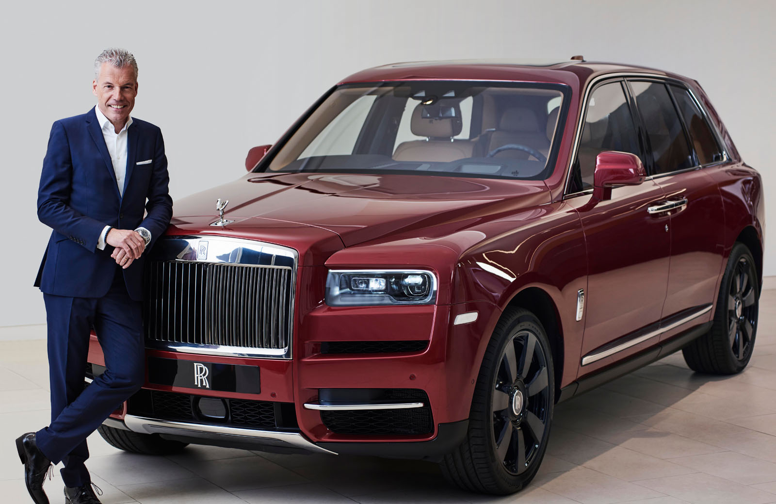Rolls-Royce celebrates best year of sales in 115-year history | Autocar