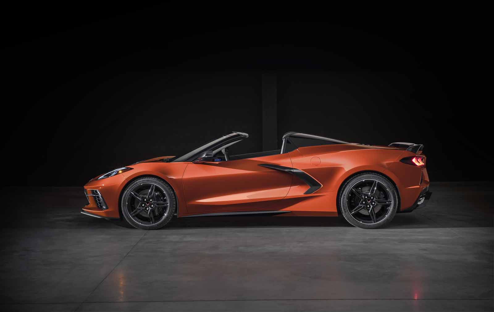 Corvette Removable Hardtop 2020 Chevrolet Corvette Convertible First