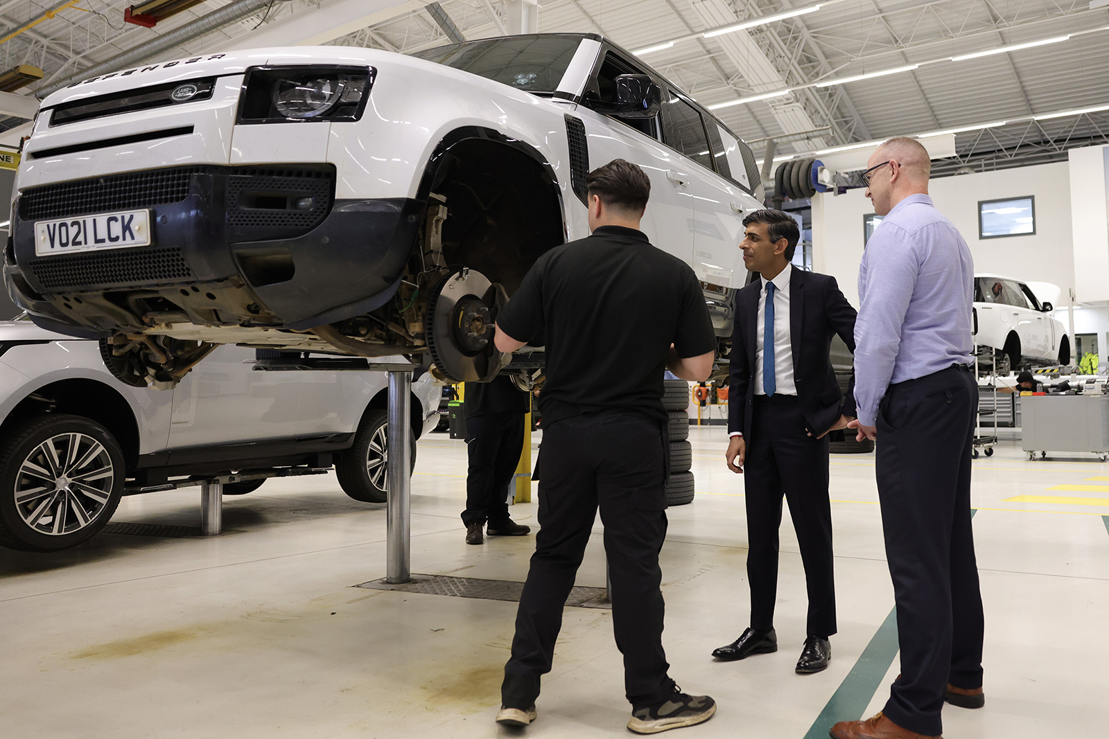 Government to delay introduction of 2030 ICE ban | Autocar