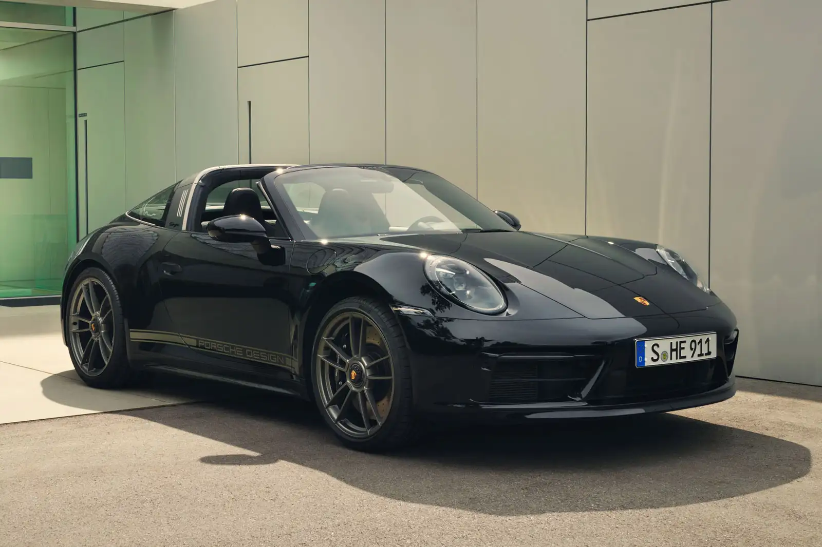 Porsche 911 special edition marks 50 years of Porsche Design | Autocar