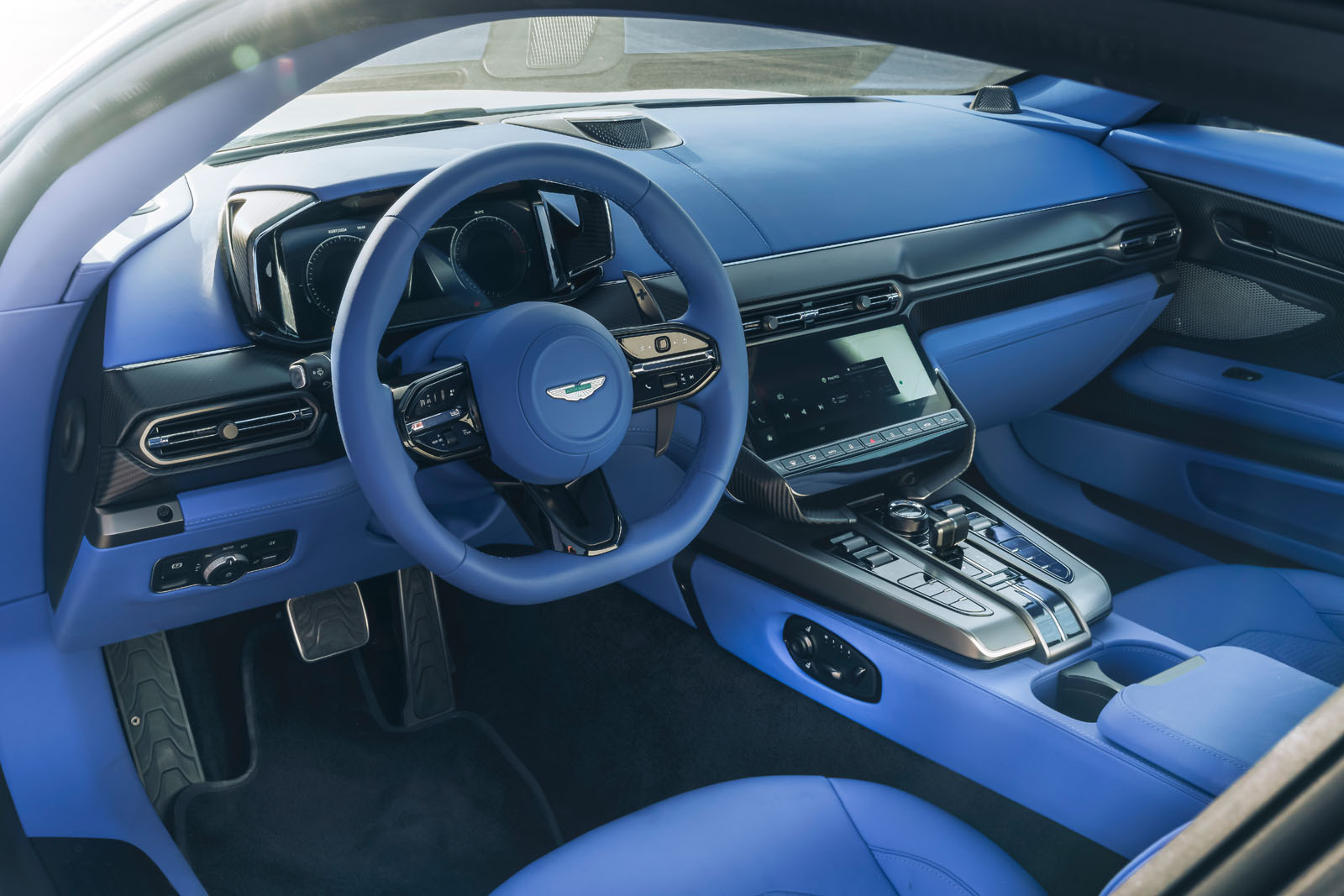 Aston Martin Vantage V12 Vanquish Interior