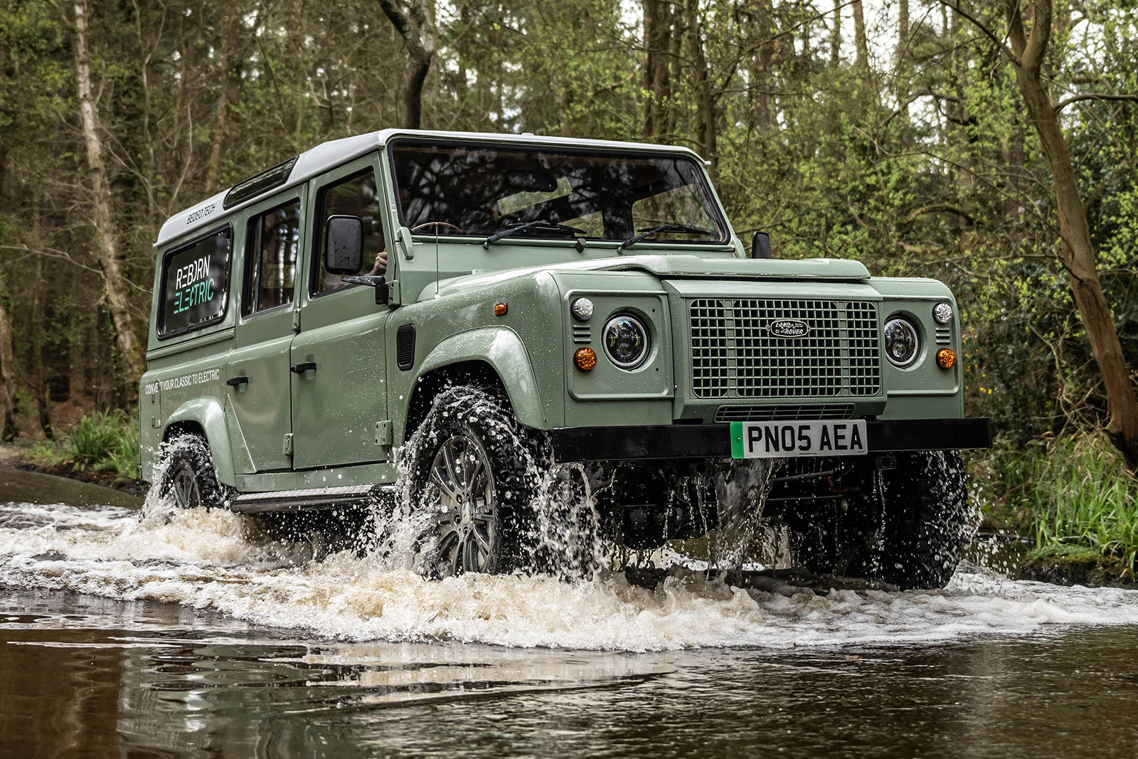 Electric Land Rover Defender has in-wheel motors and 320bhp | Autocar