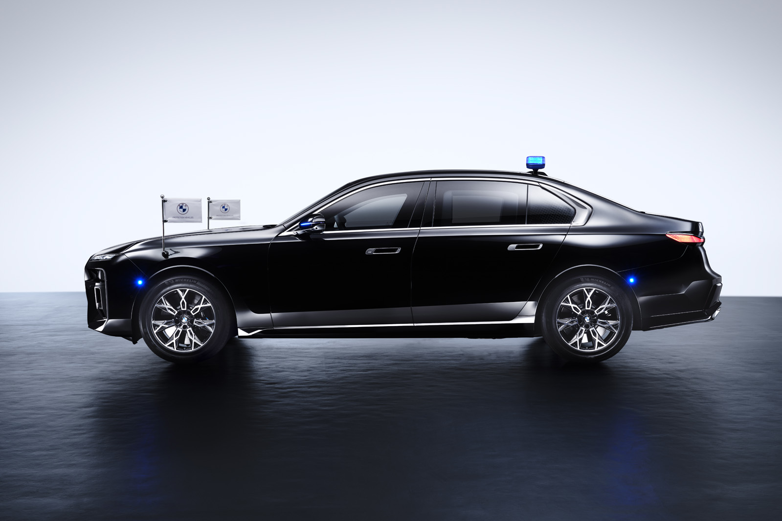 Armoured BMW i7 is luxury electric car for heads of state | Autocar