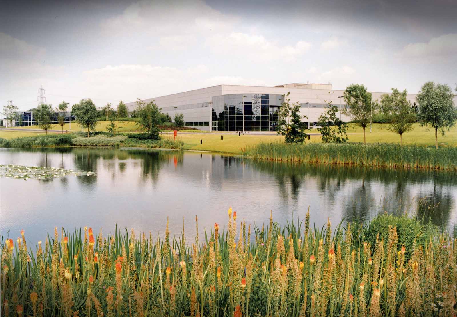 BMW marks 20 years of UK production at Hams Hall factory | Autocar