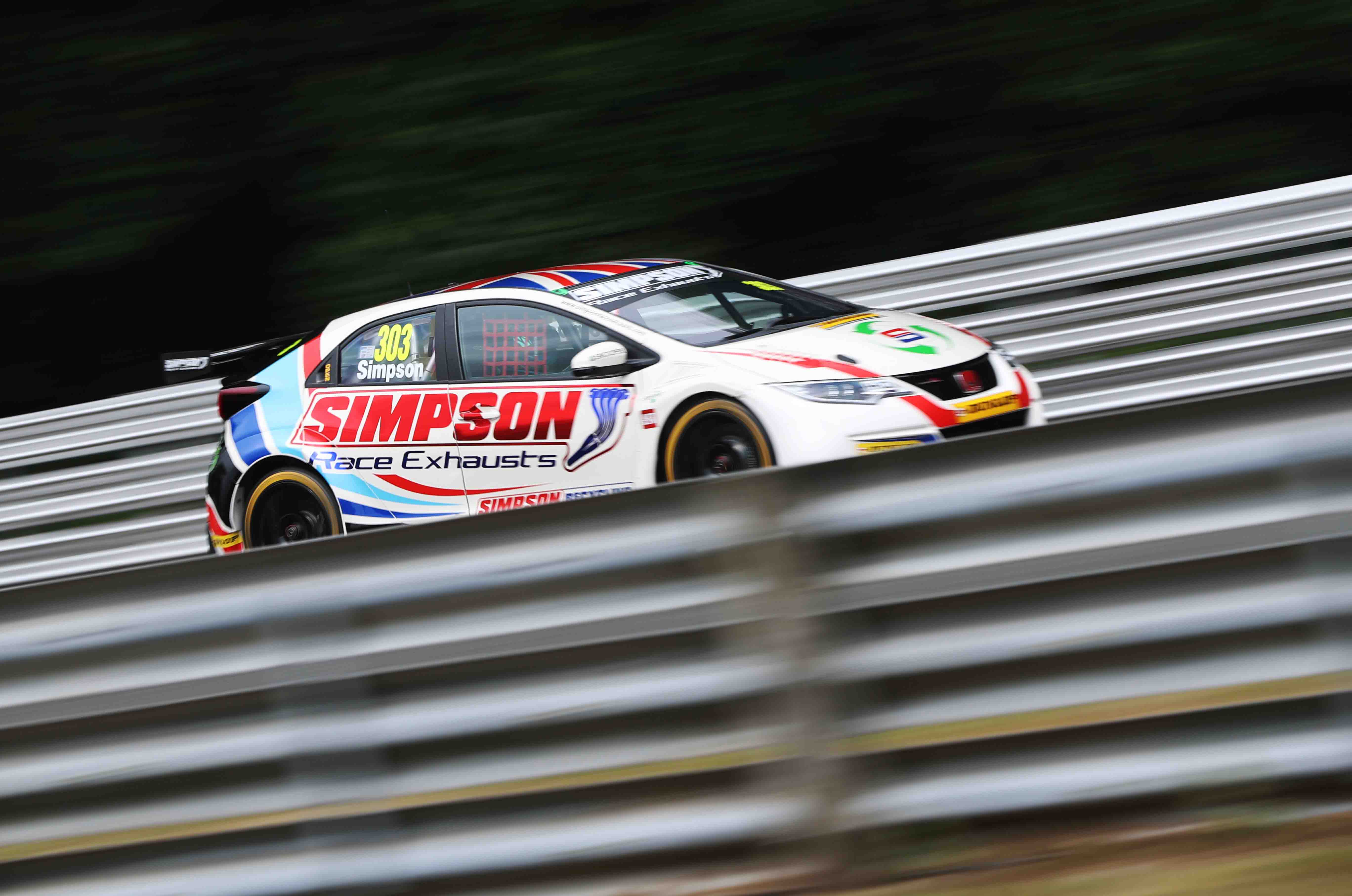 Honda Civic Type R driver Simpson stars in the BTCC at Oulton Park ...