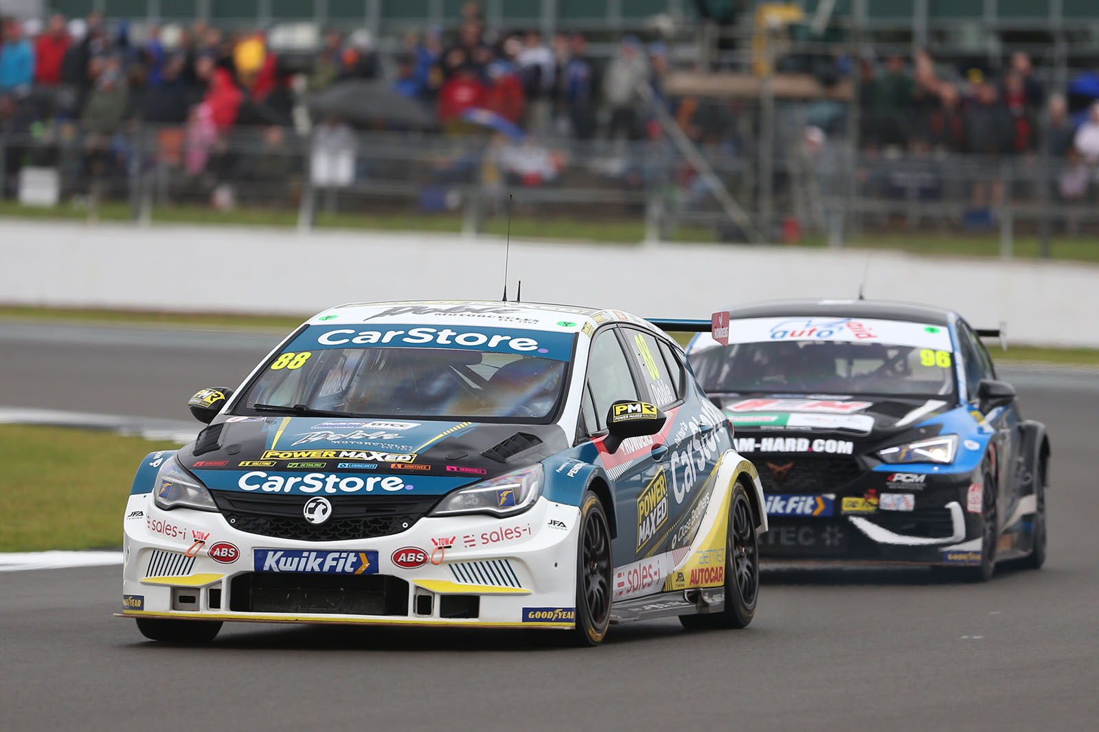 BTCC 2023: Title duo Sutton and Ingram star at Silverstone | Autocar