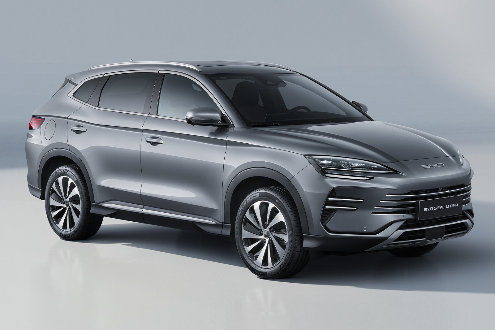 BYD Seal U PHEV primed for UK with £33,205 price tag | Autocar