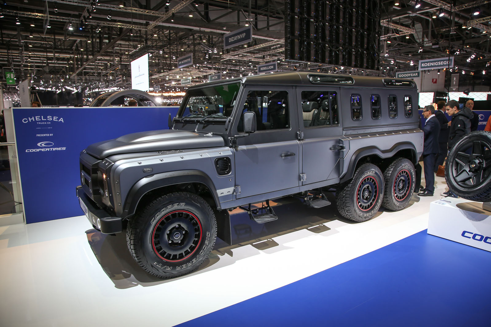 Chelsea Truck Company 6X6 Civilian Carrier launches | Autocar