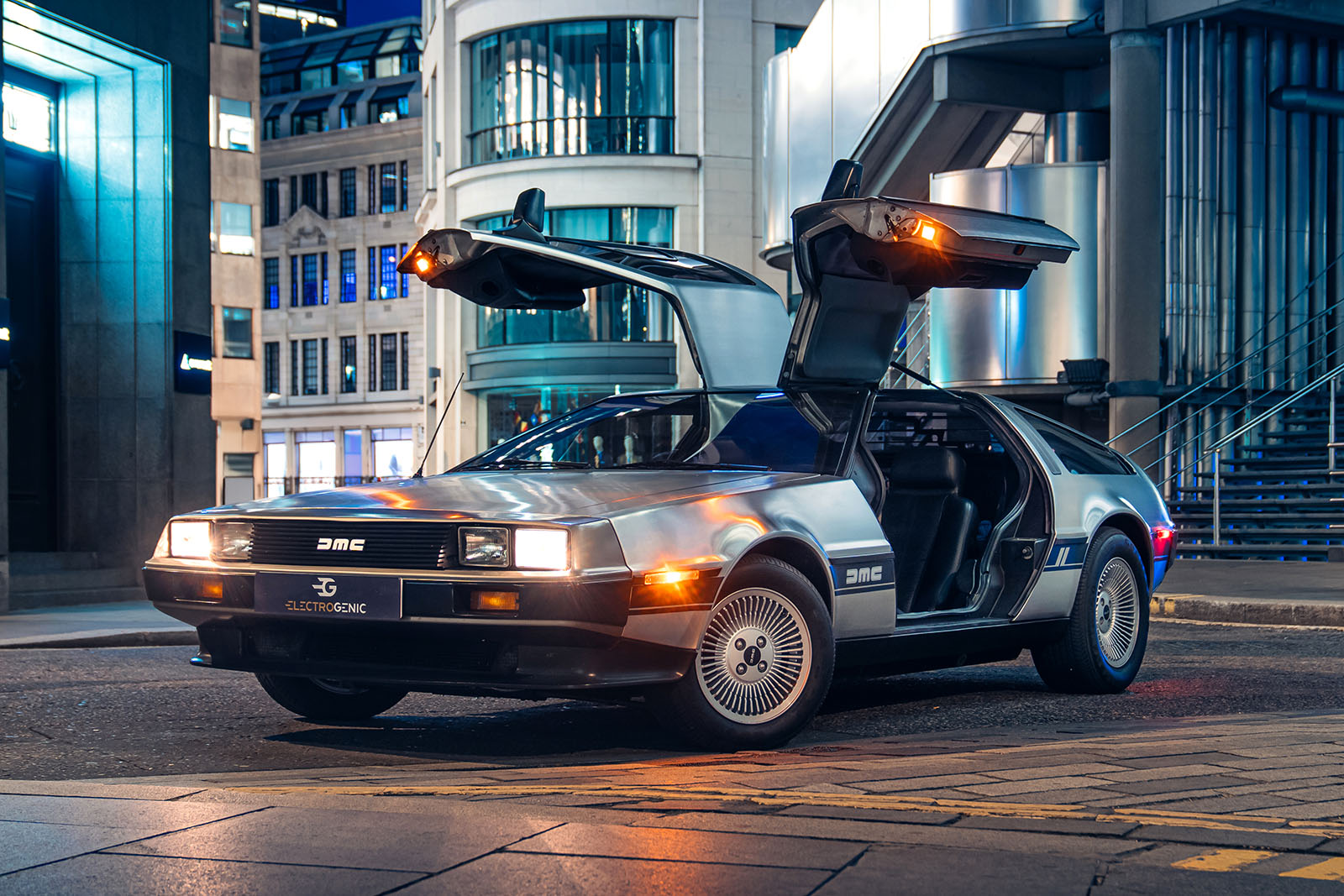 DeLorean DMC-12 goes electric with 215bhp and 150-mile range - WSG ...