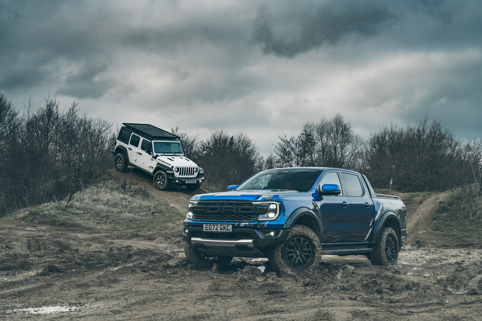 Ford Ranger Raptor vs Jeep Wrangler: which is best off-road? - Mildirix.com