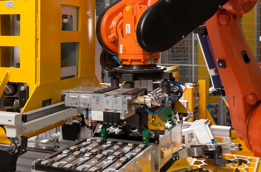 Ford issues latest motor industry Brexit warning | Autocar