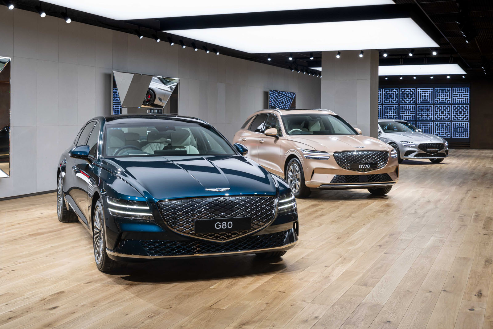 Around half of car buyers prefer agency sales to traditional dealers ...