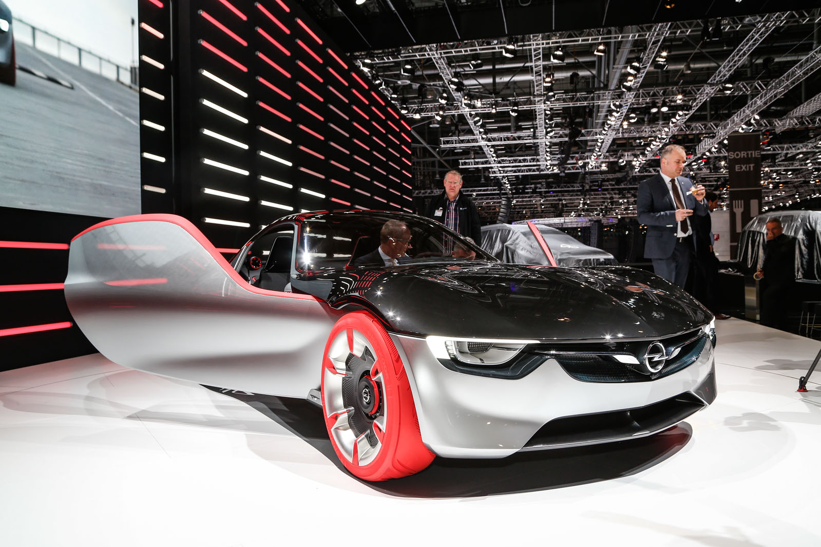 Vauxhall GT Concept makes Geneva show debut | Autocar