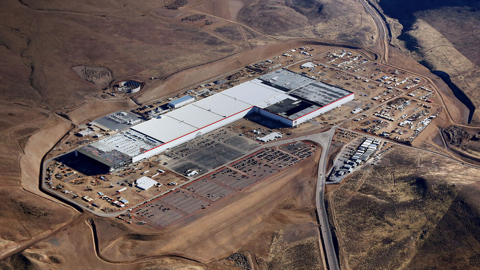 Analysis: Why the UK needs a battery gigafactory - and fast | Autocar