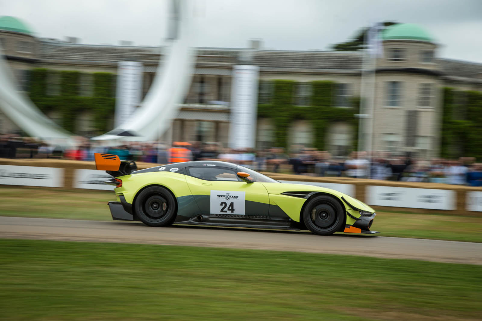 Hardcore Aston Martin Vulcan AMR Pro unveiled - updated with Goodwood ...