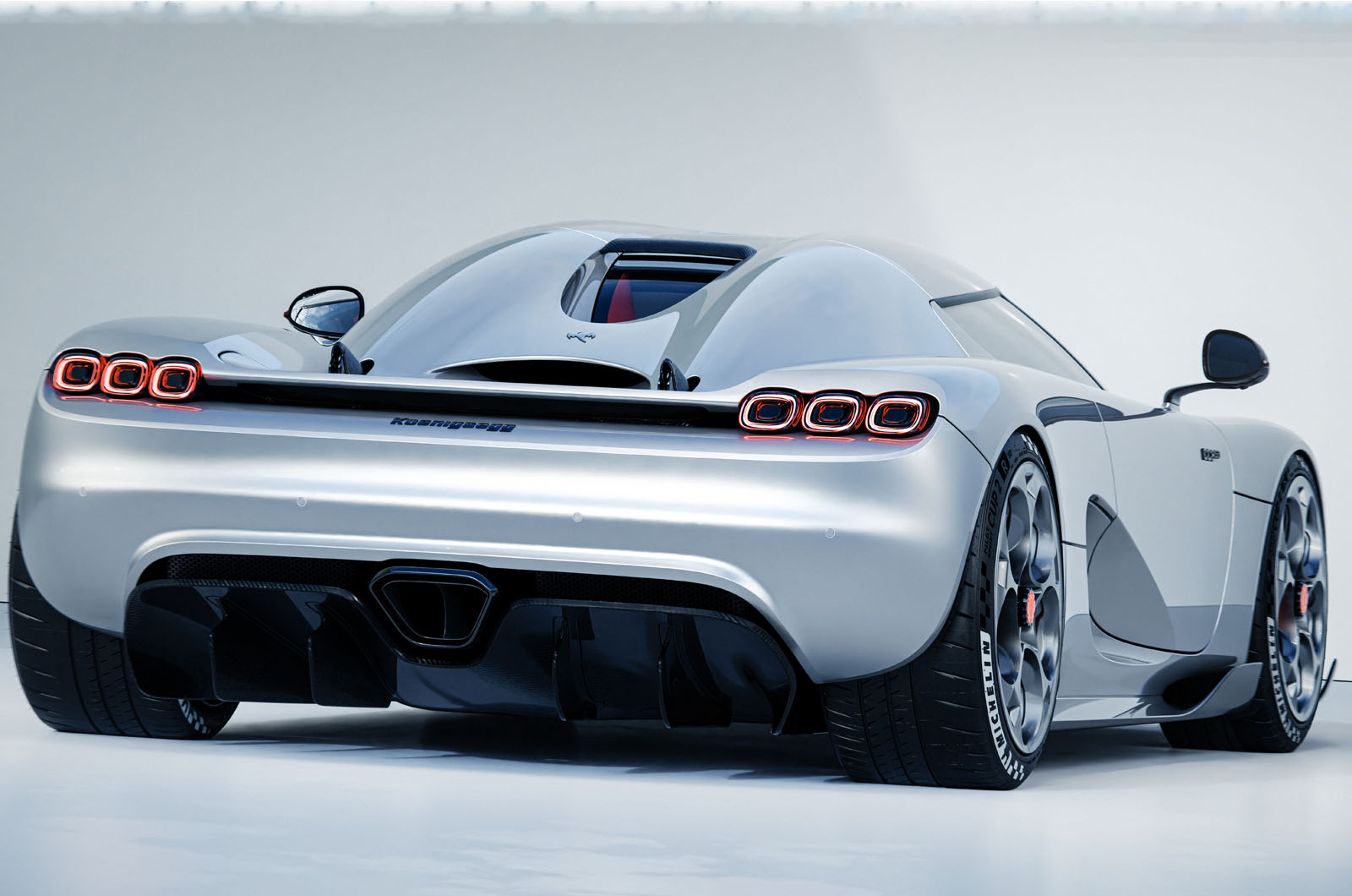 Koenigsegg Cc8s GT Spirit 2022 Koenigsegg CC850 Hypercar Moon Silver