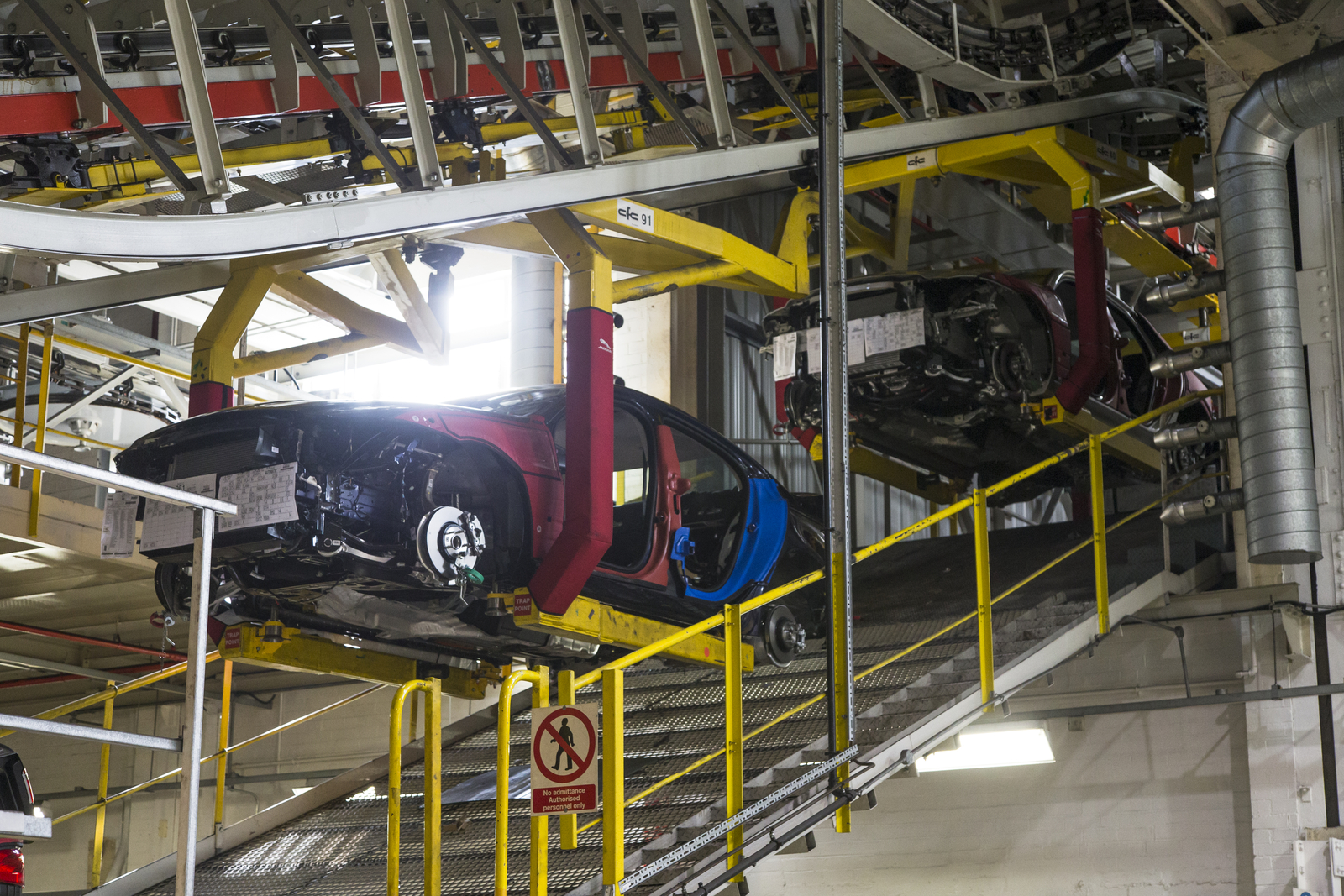 UK car production falls 20.1% in worst January since 2009 | Autocar