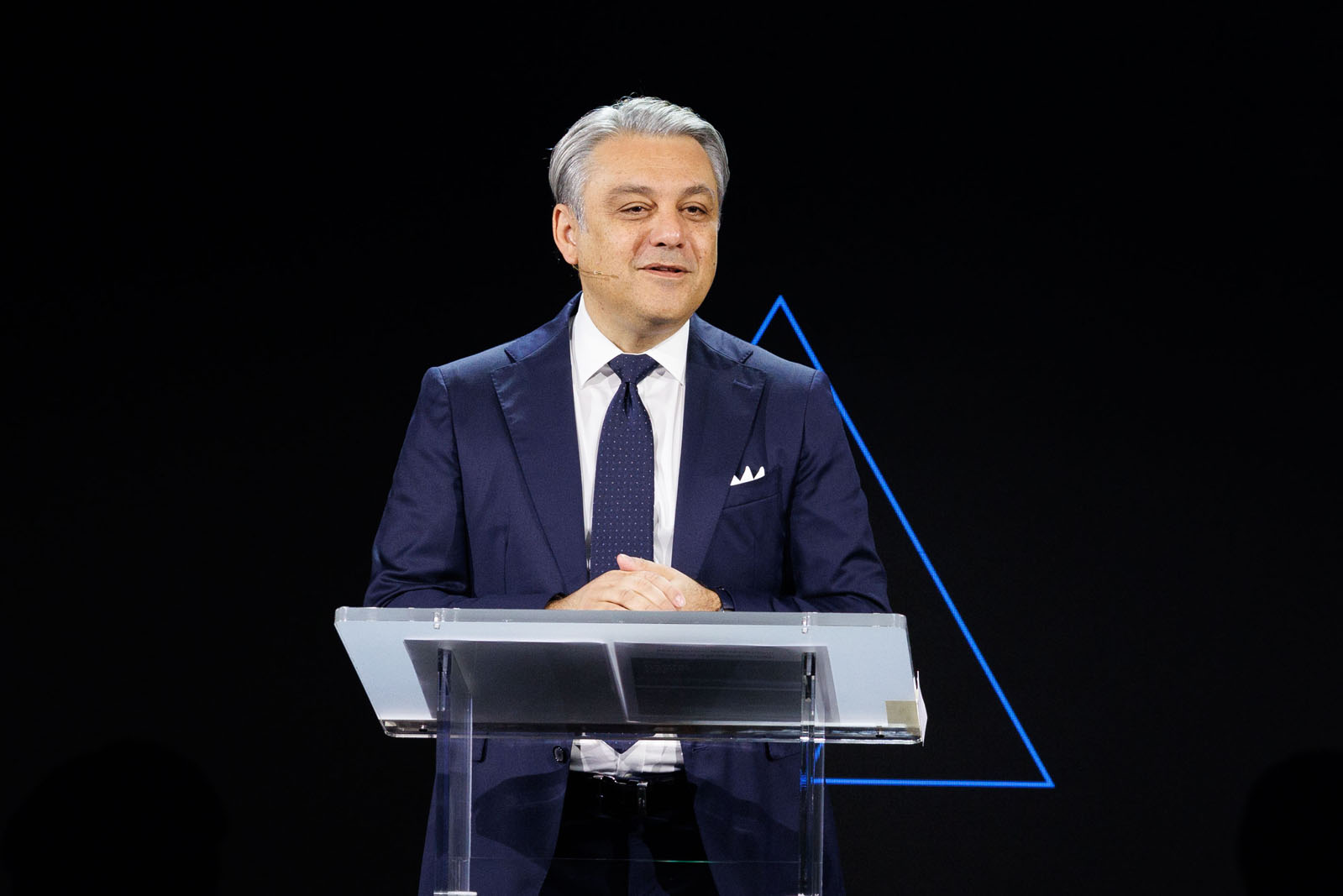 Luca de Meo still has "job to do" at Renault despite Stellantis links ...