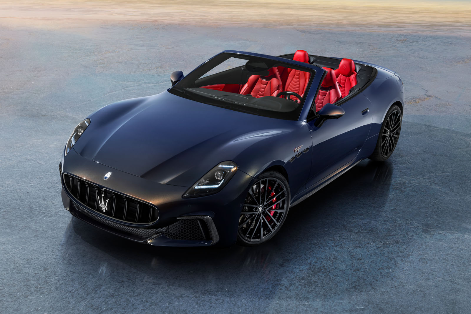 Soft-top Maserati Grancabrio lands with 542bhp V6 | Autocar