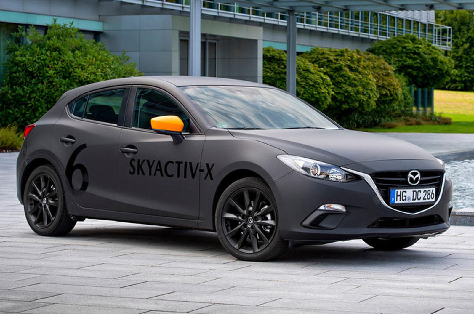 Mazda claims 30% economy boost with 'breakthrough' Skyactiv-X tech ...