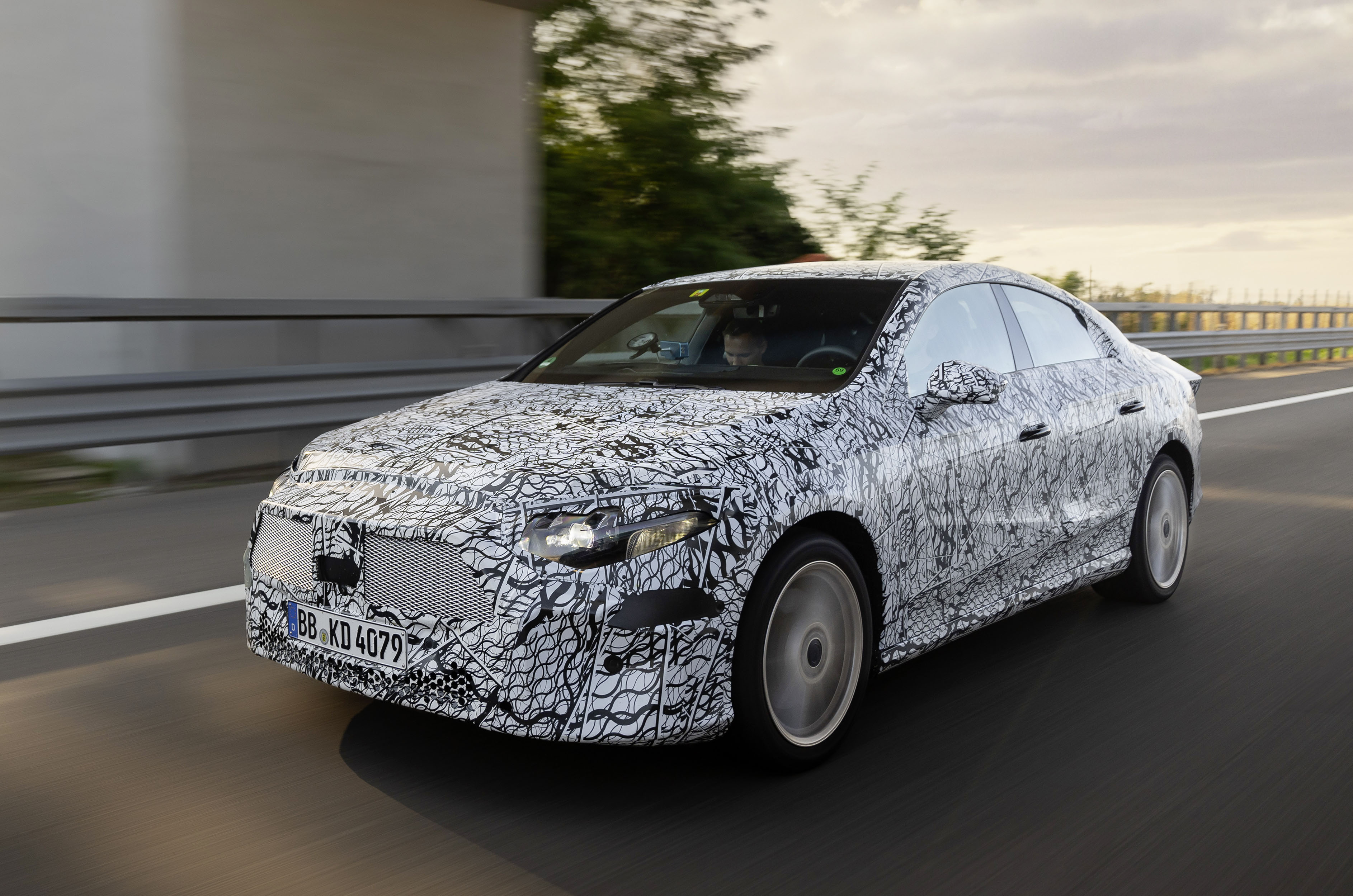 Mercedes-Benz CLA prototype breaks EV 24-hour distance record - Phemany.com