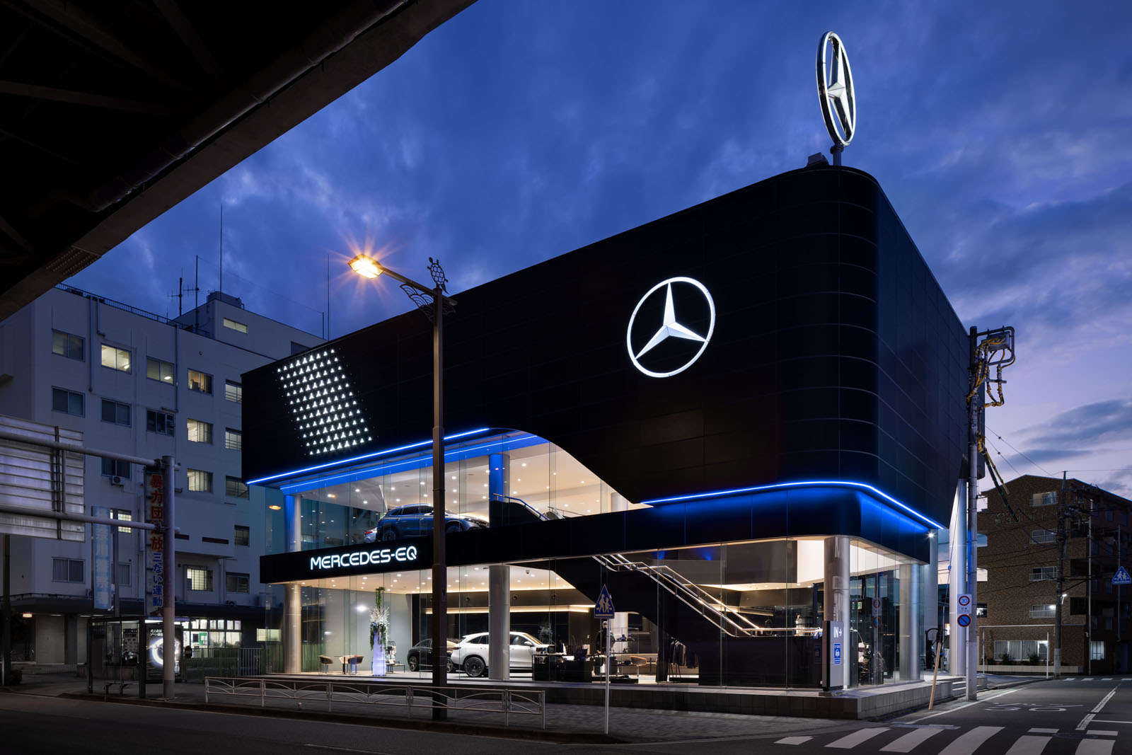 Mercedes-Benz opens first EQ electric car showroom | Autocar