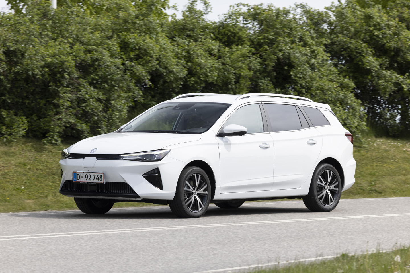 MG 5 EV Long Range 2022 First Drive Autocar MG 5 EV Long Range 2022 First Drive Autocar