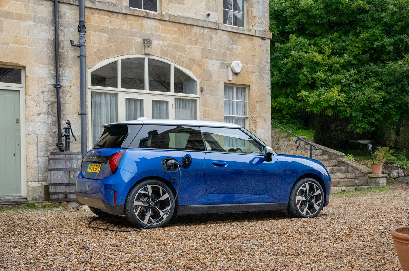 The all-electric MINI Cooper: how it makes going electric easy | Autocar