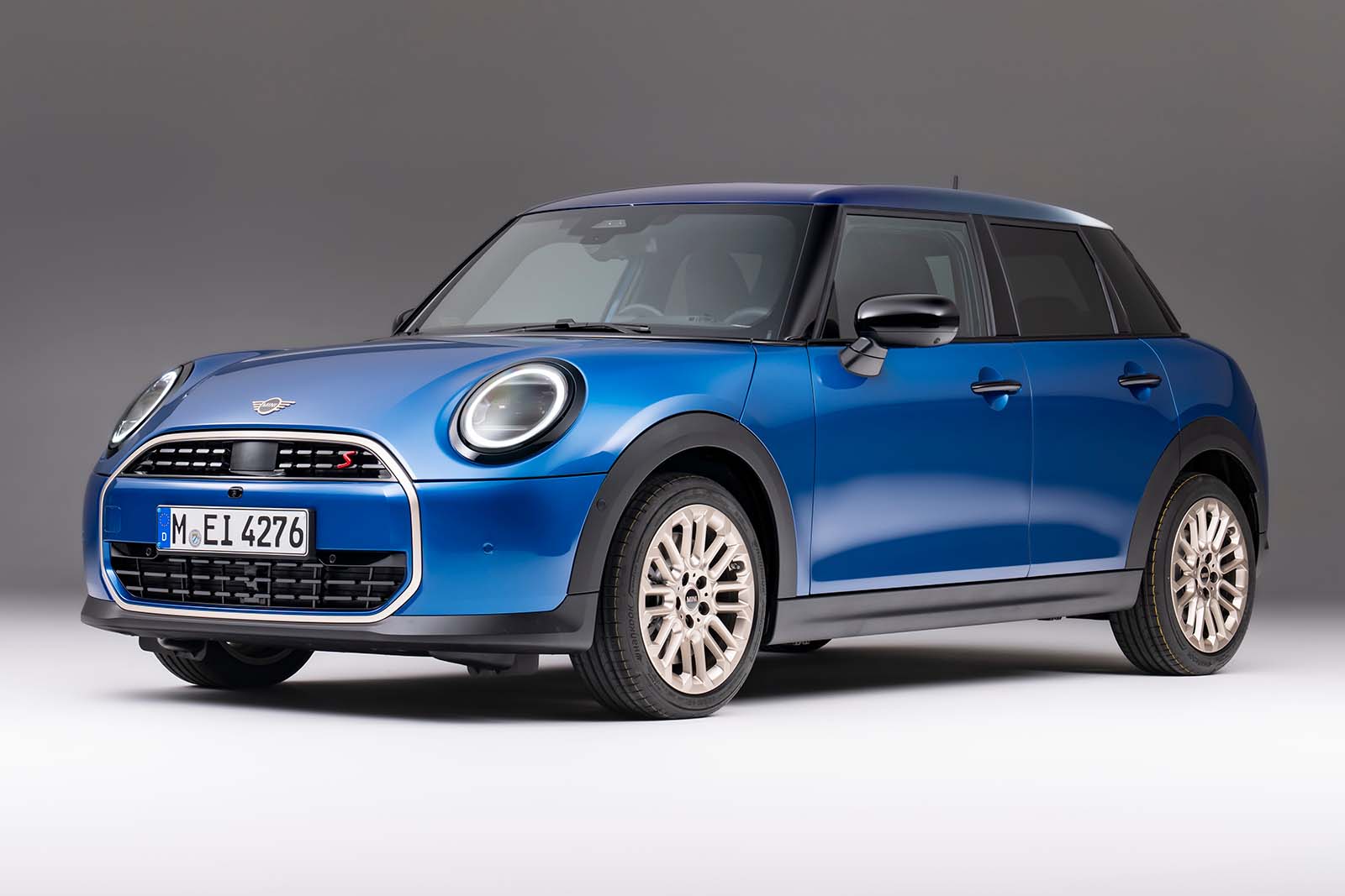 Mini Cooper 5-door hatch returns with petrol power | Autocar